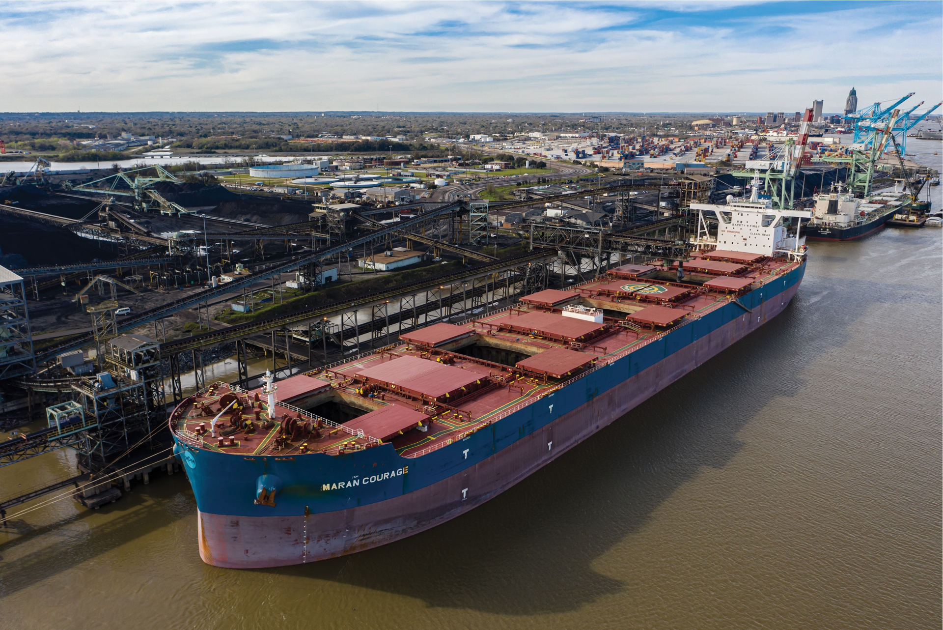 Port of Mobile: A Leading Hub for Global Trade Since 1928